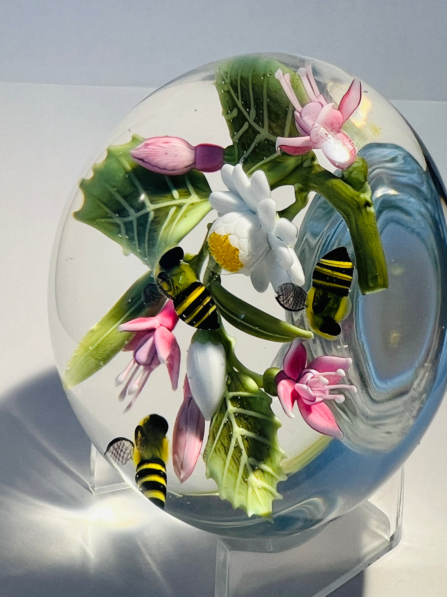 Clinton Smith Bees with Fuchsias Paperweight – Paperweightsales