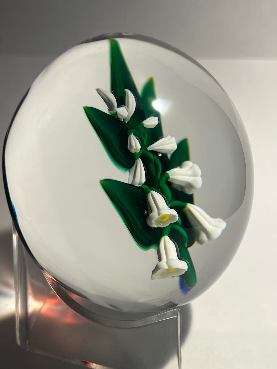 Bob Banford Lily of the Valley paperweight – Paperweightsales